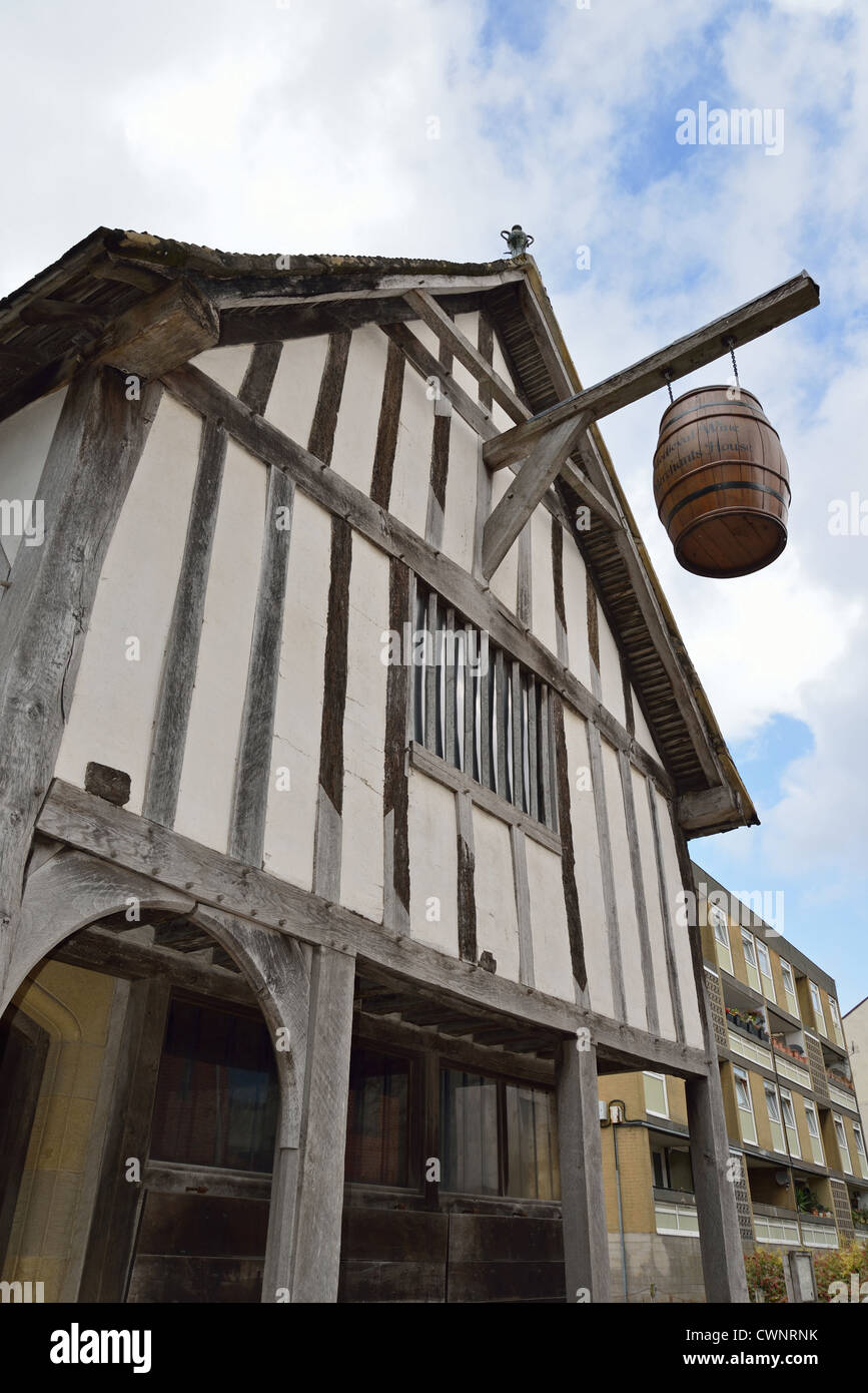 Historic merchants houses street hi-res stock photography and images ...