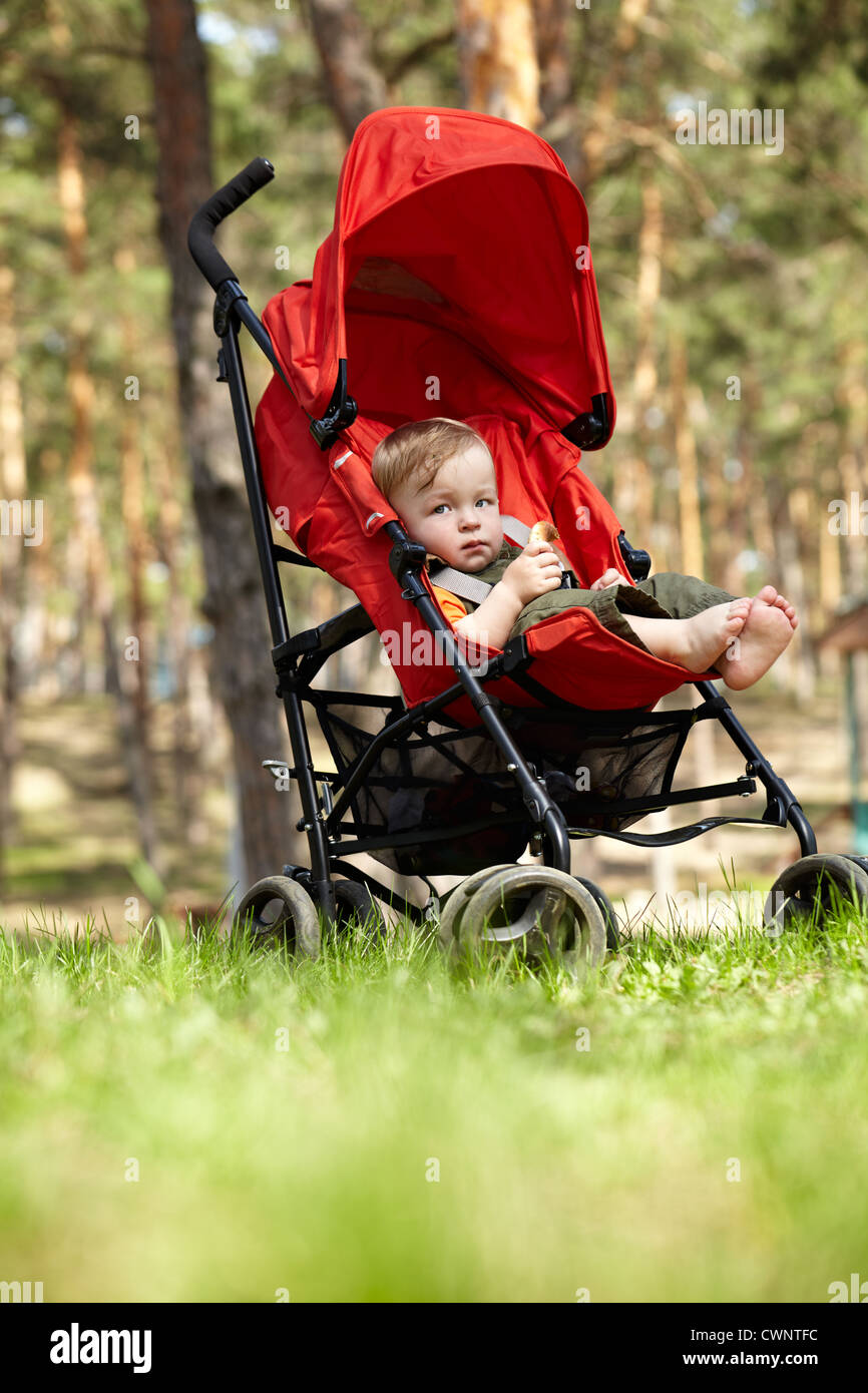 Red yellow buggy hi-res stock photography and images - Alamy