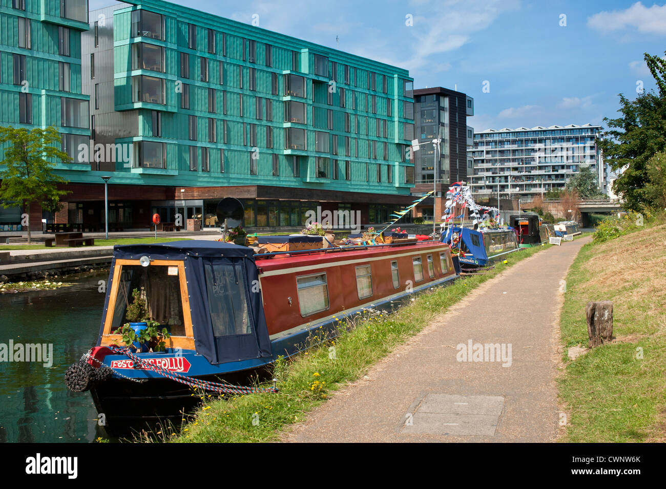 Canal Tow Path High Resolution Stock Photography and Images - Alamy