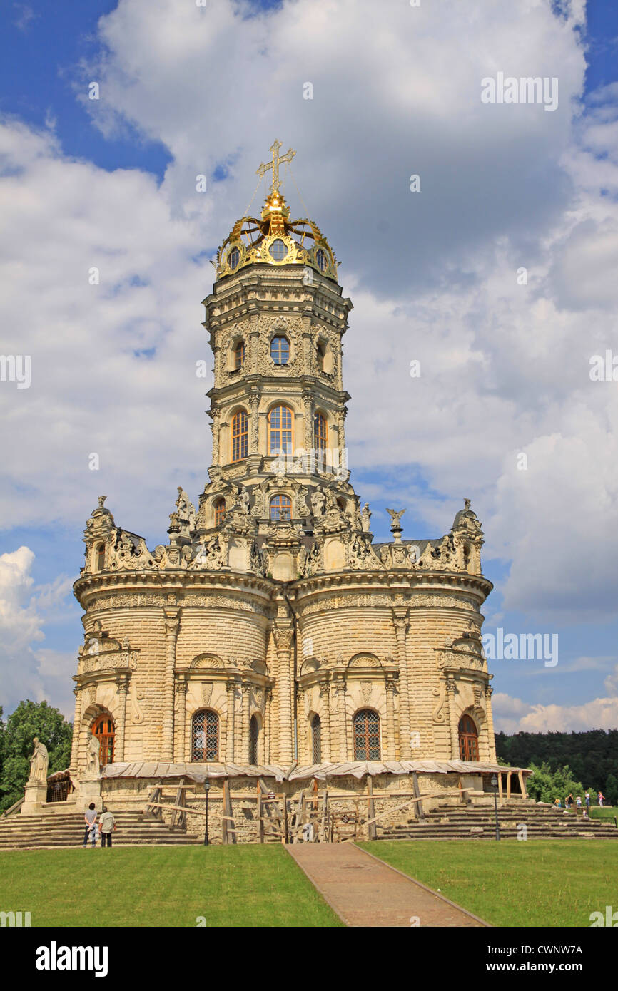 Gg style hi-res stock photography and images - Alamy