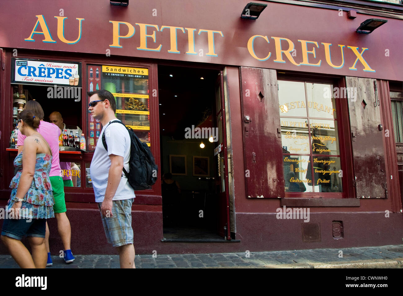 France, Ile de France, Paris, Grocery store Stock Photo - Alamy