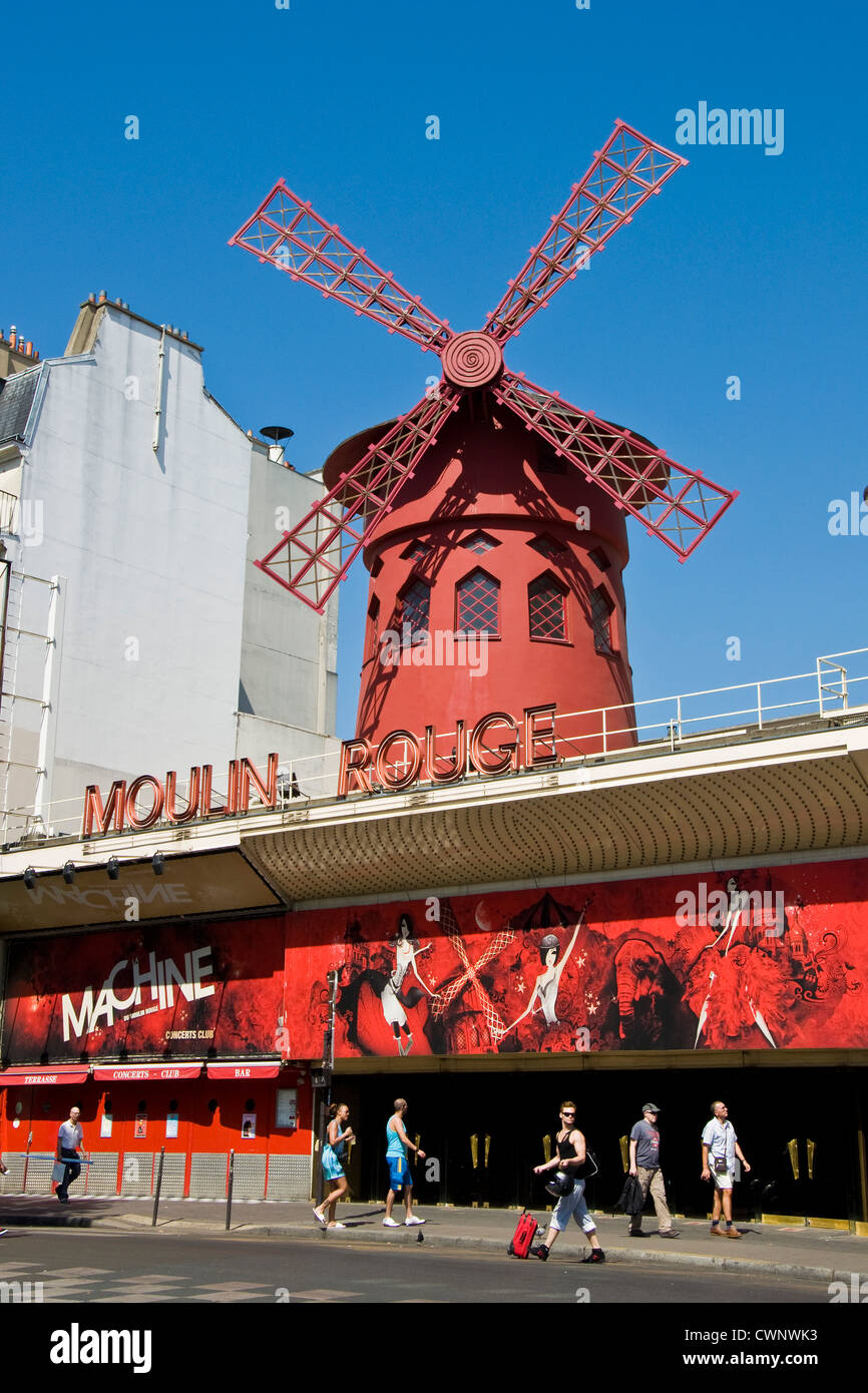 Pigalle paris hi-res stock photography and images - Alamy