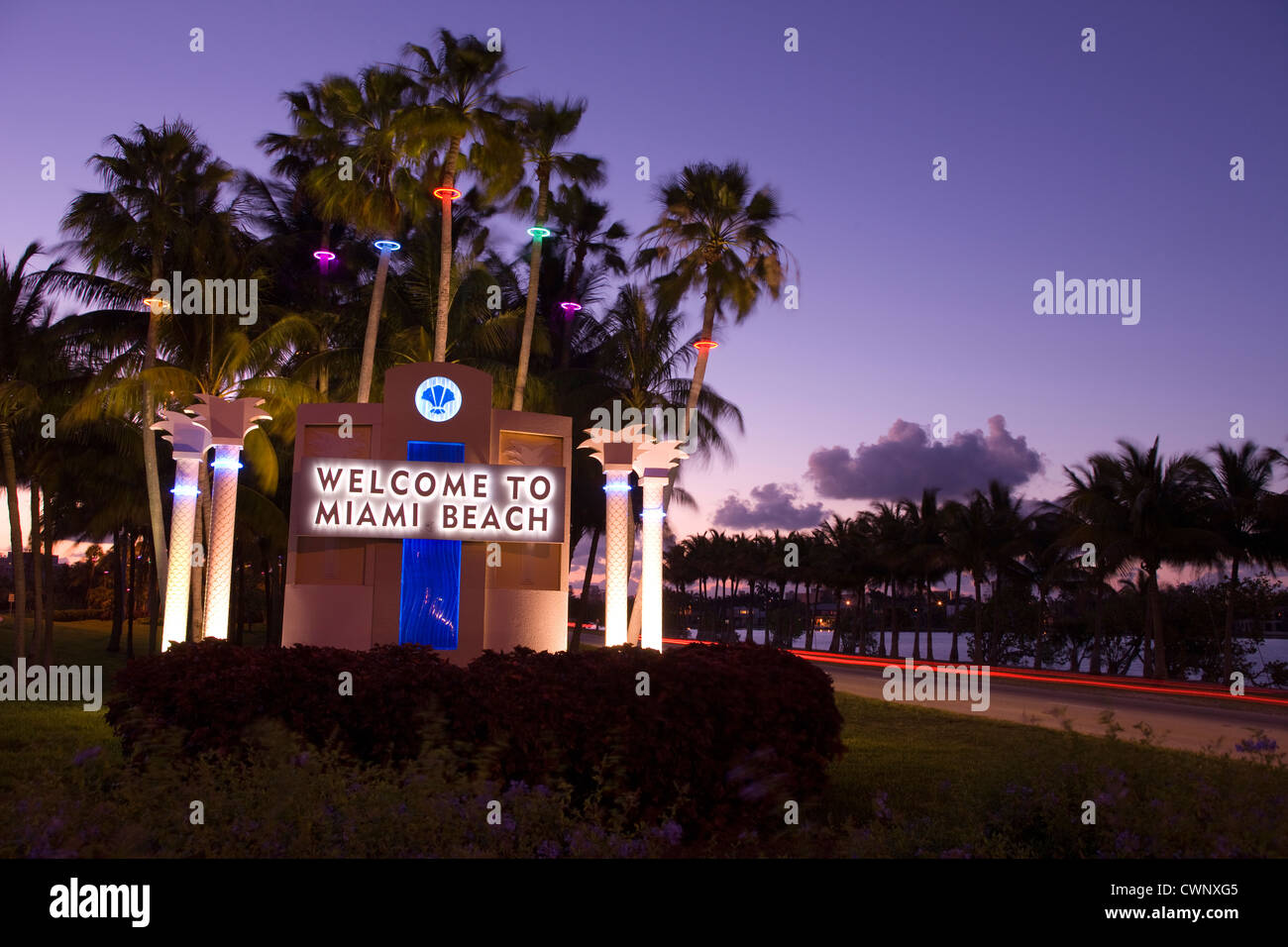 WELCOME TO MIAMI BEACH SIGN MIAMI BEACH FLORIDA USA Stock Photo - Alamy