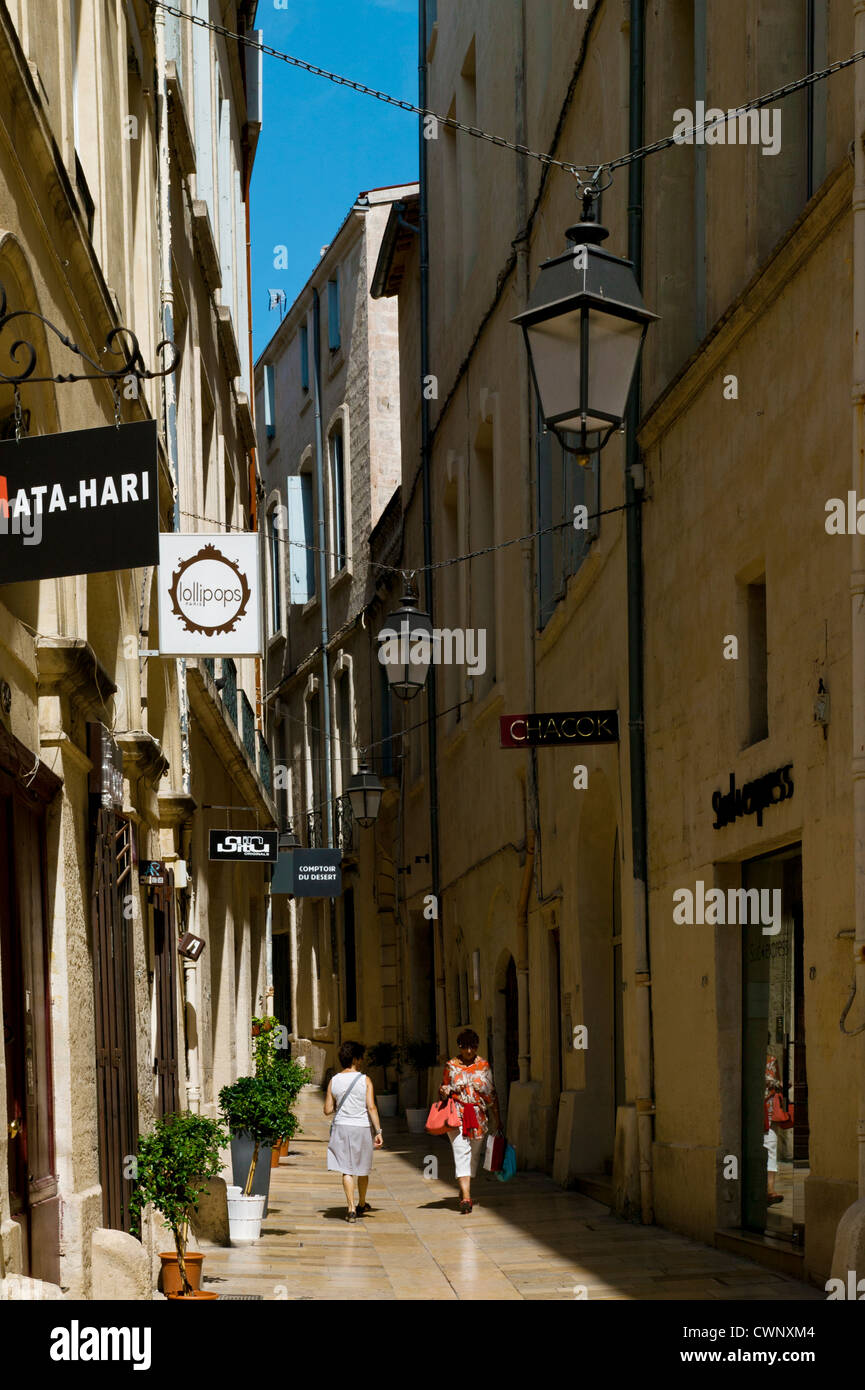 Rue De L'Ancien Courrier, Old Montpellier, Languedoc-Roussillon, France ...