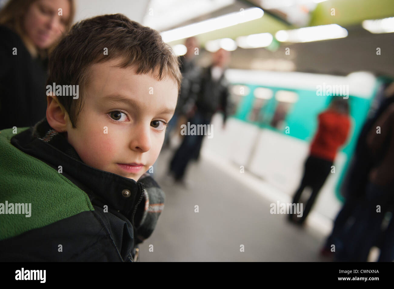 Head 6 subway hi-res stock photography and images - Alamy