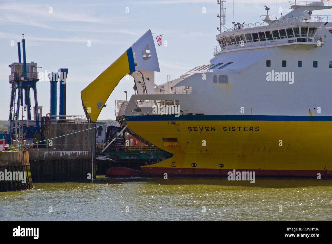 Ferry loading hi-res stock photography and images - Alamy