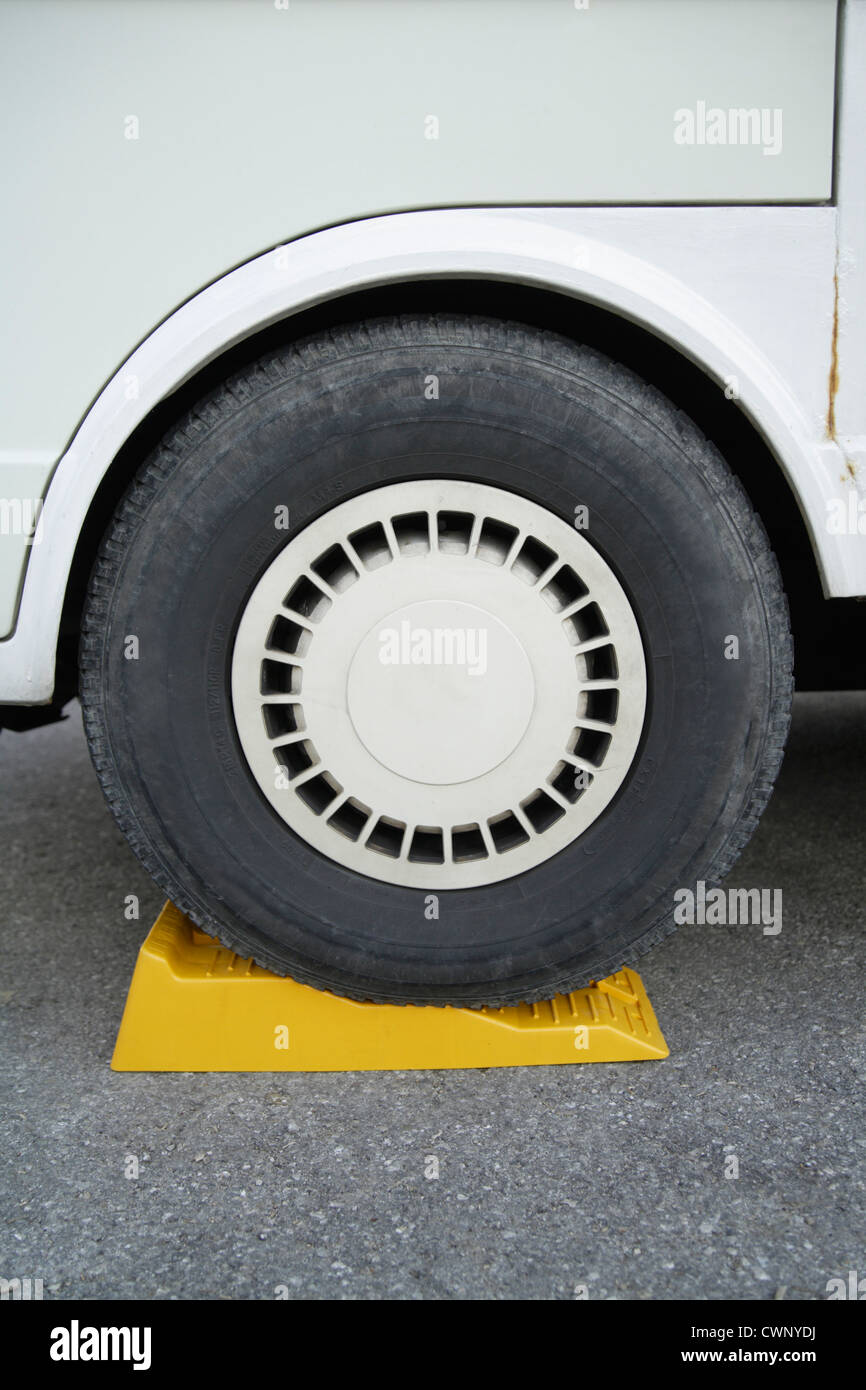 Camper van on slanting ground hi-res stock photography and images - Alamy