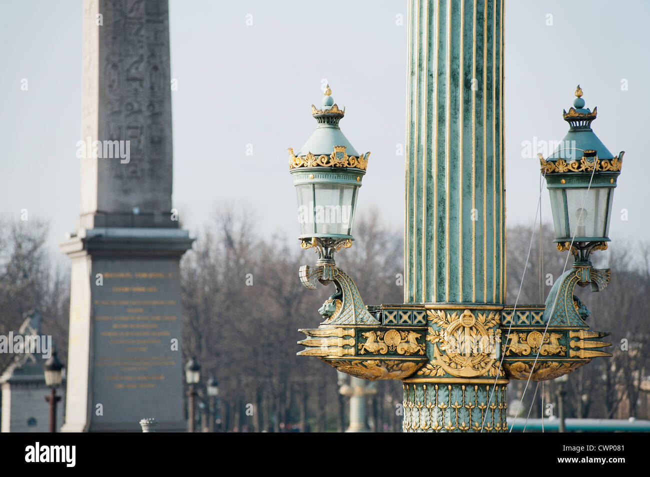 Ornate lamp post in Place de la Condorde, Paris, France Stock Photo - Alamy