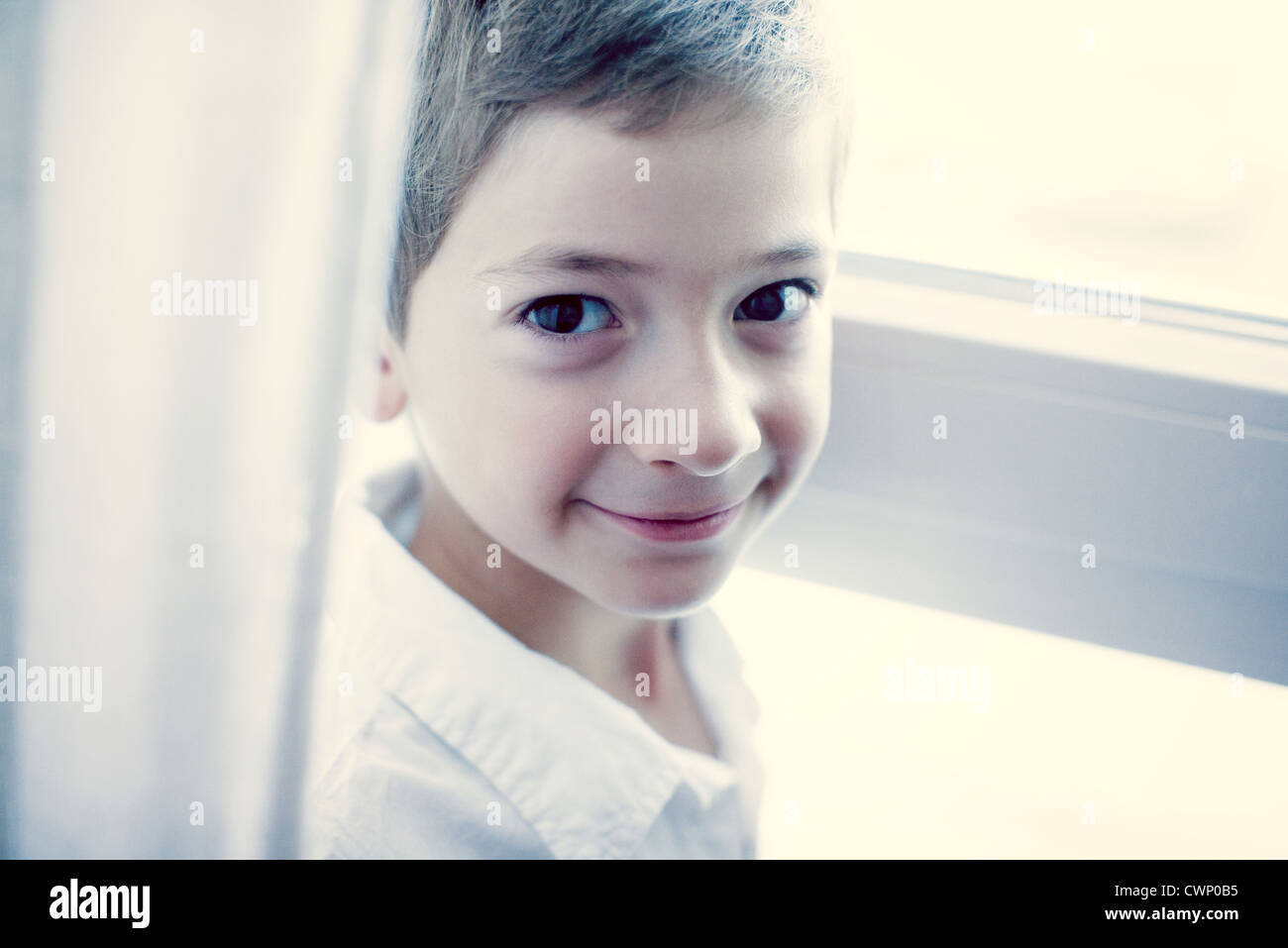 Boy smiling at camera, portrait Stock Photo - Alamy