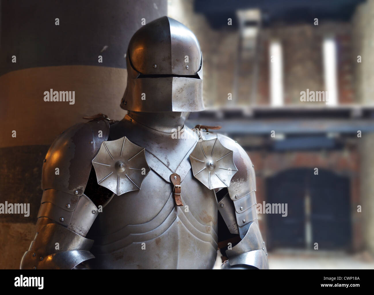 Medieval armor hi-res stock photography and images - Alamy