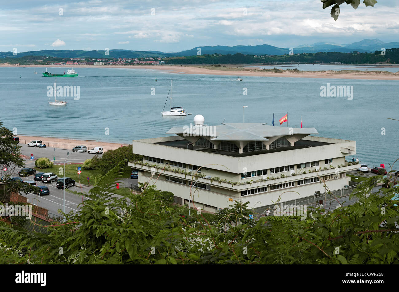 Oceanography boat hi-res stock photography and images - Alamy