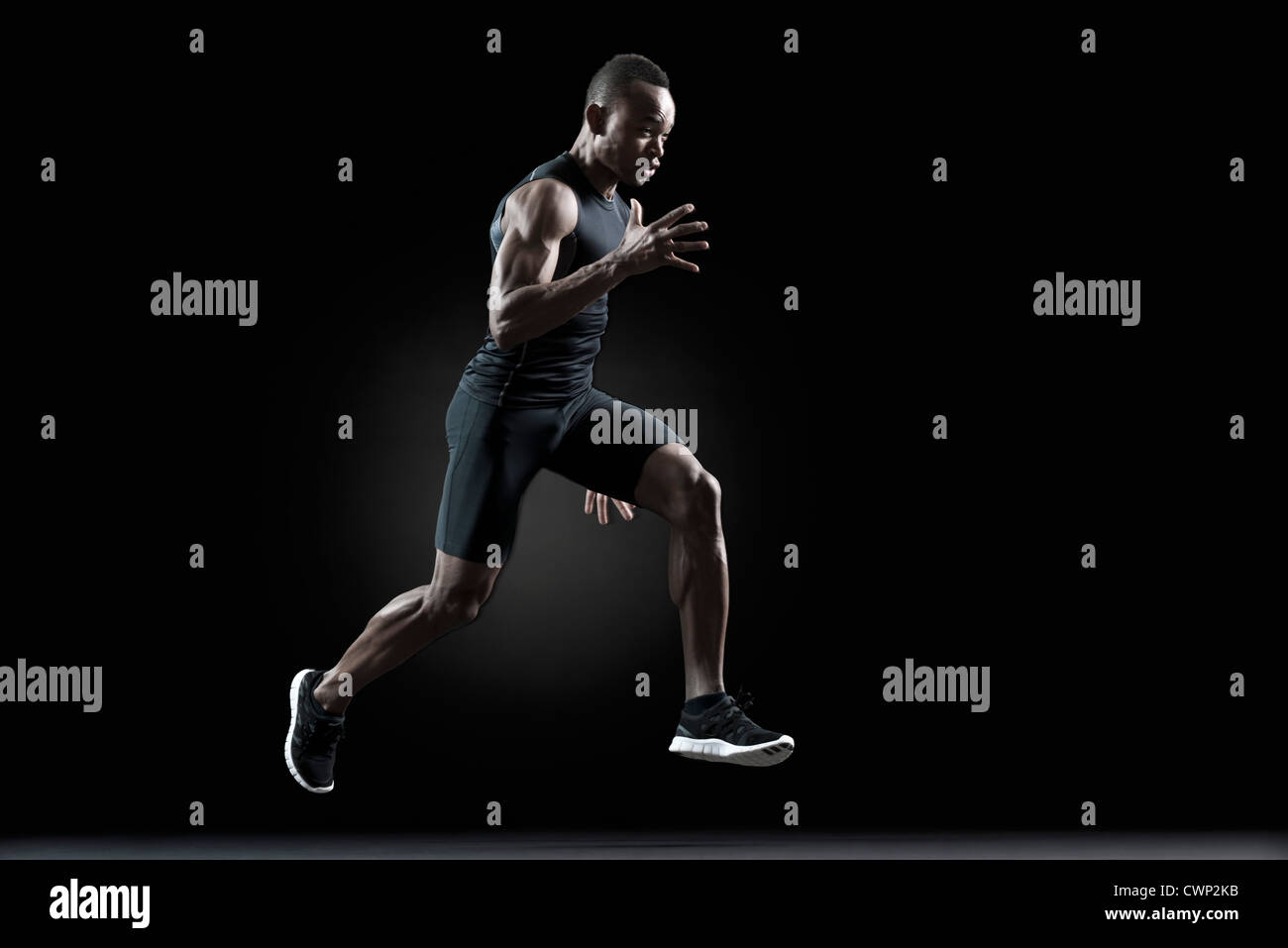 Man side running studio full body hi-res stock photography and images ...