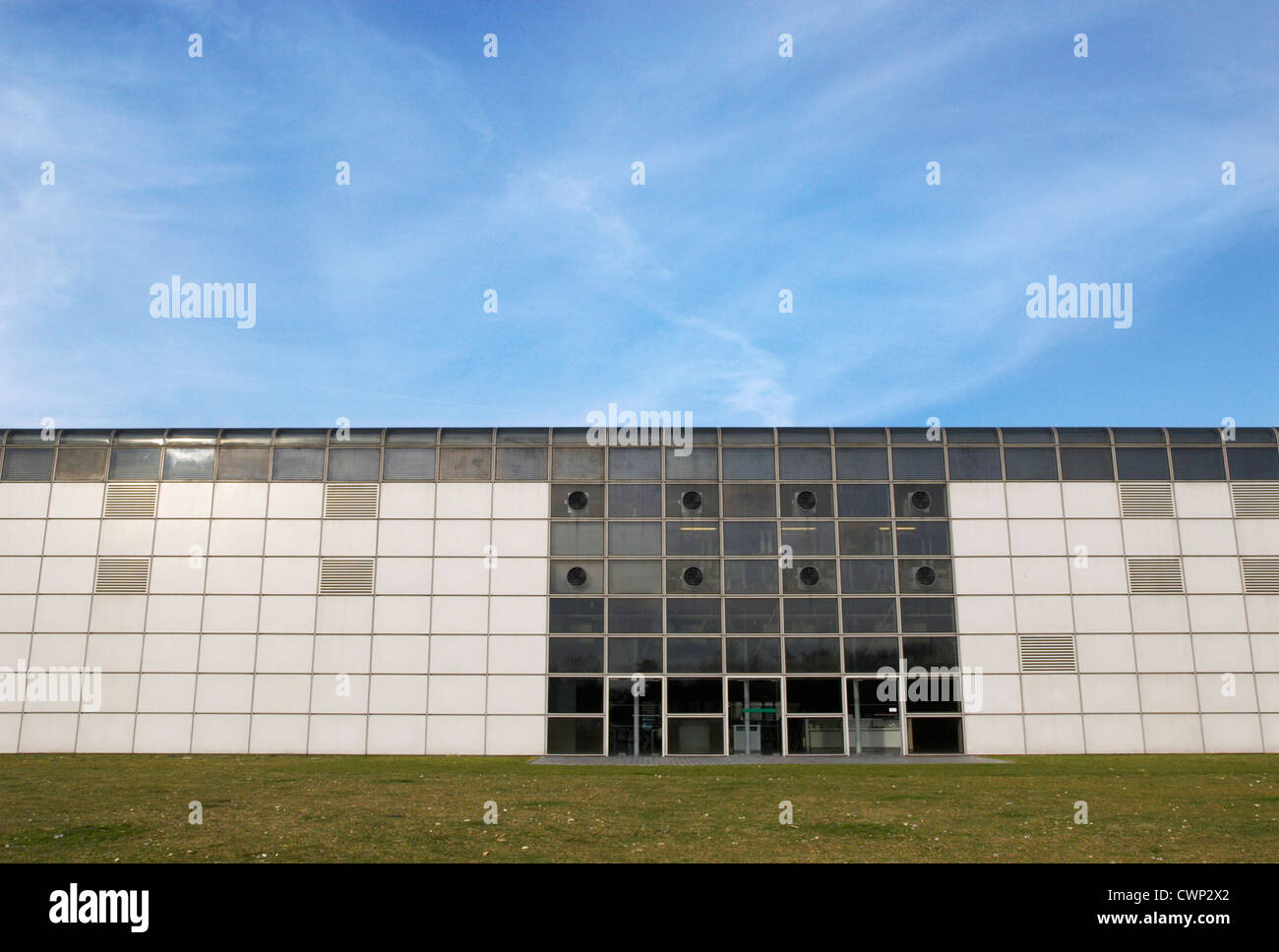 Uea square hi-res stock photography and images - Alamy