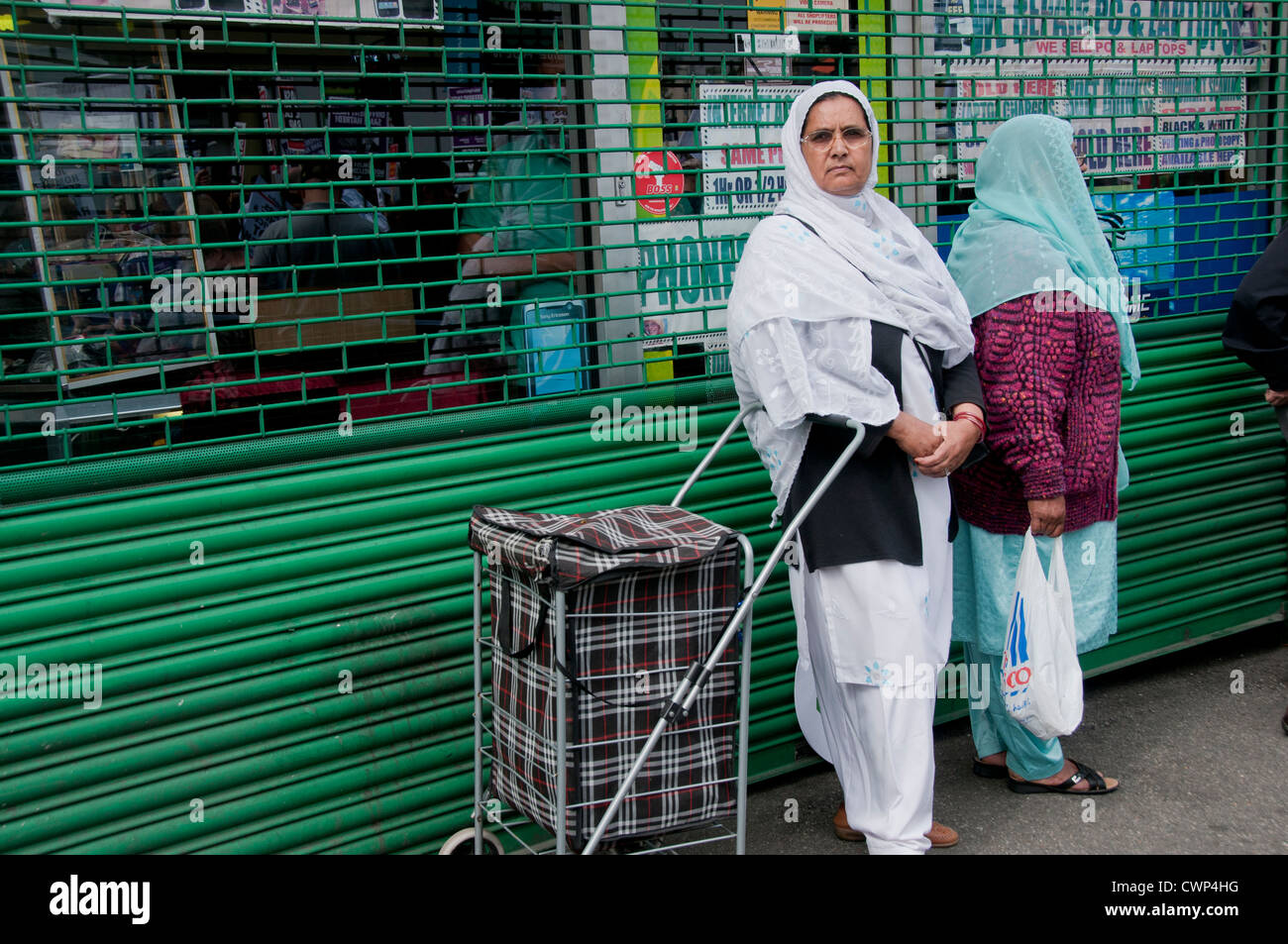 Multicultural street scenes in Walthamstow North London Stock Photo - Alamy
