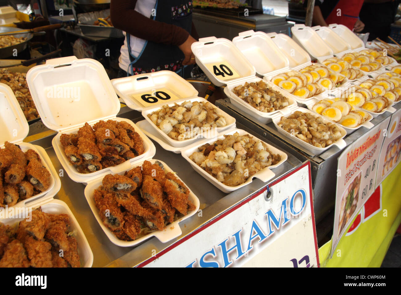 Thai food stall in Chatuchak Market Stock Photo - Alamy