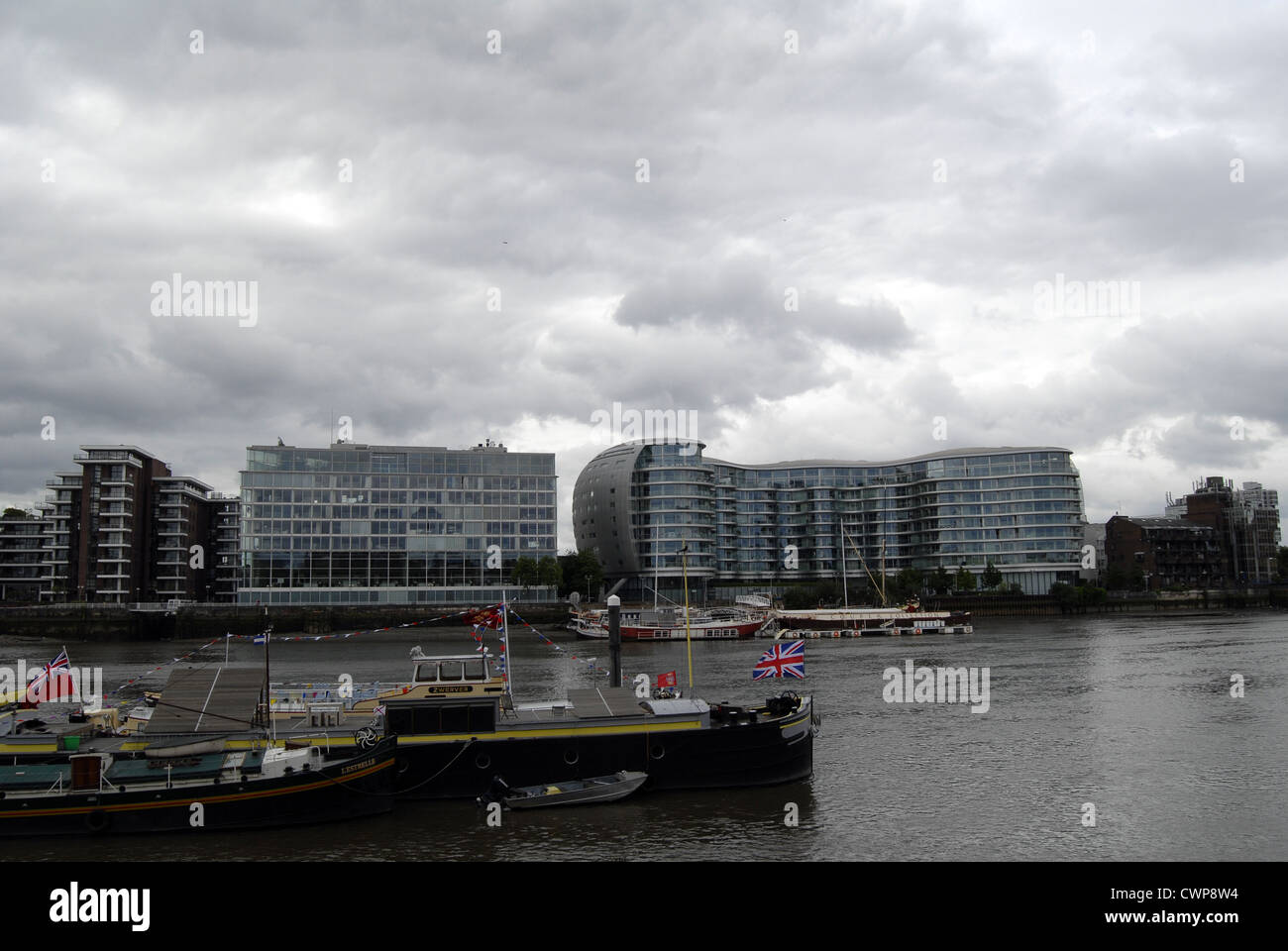 Prince Albert Bridge in Chelsea Stock Photo - Alamy