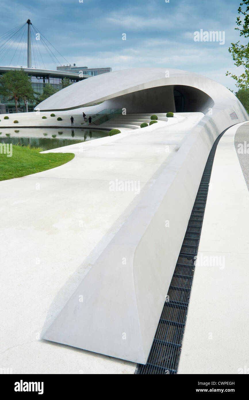 New ultra modern Porsche Paviliion at Autostadt or Auto City in ...