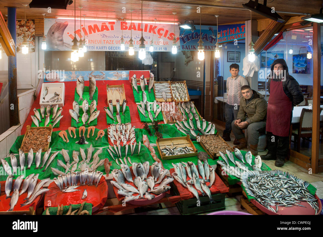 Türkei, Istanbul, Kumkapi, Fischmarkt Stock Photo - Alamy