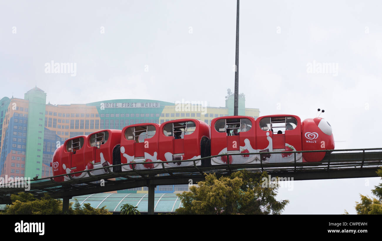 Fun at the Genting Theme Park in Genting Highlands with rides and ...