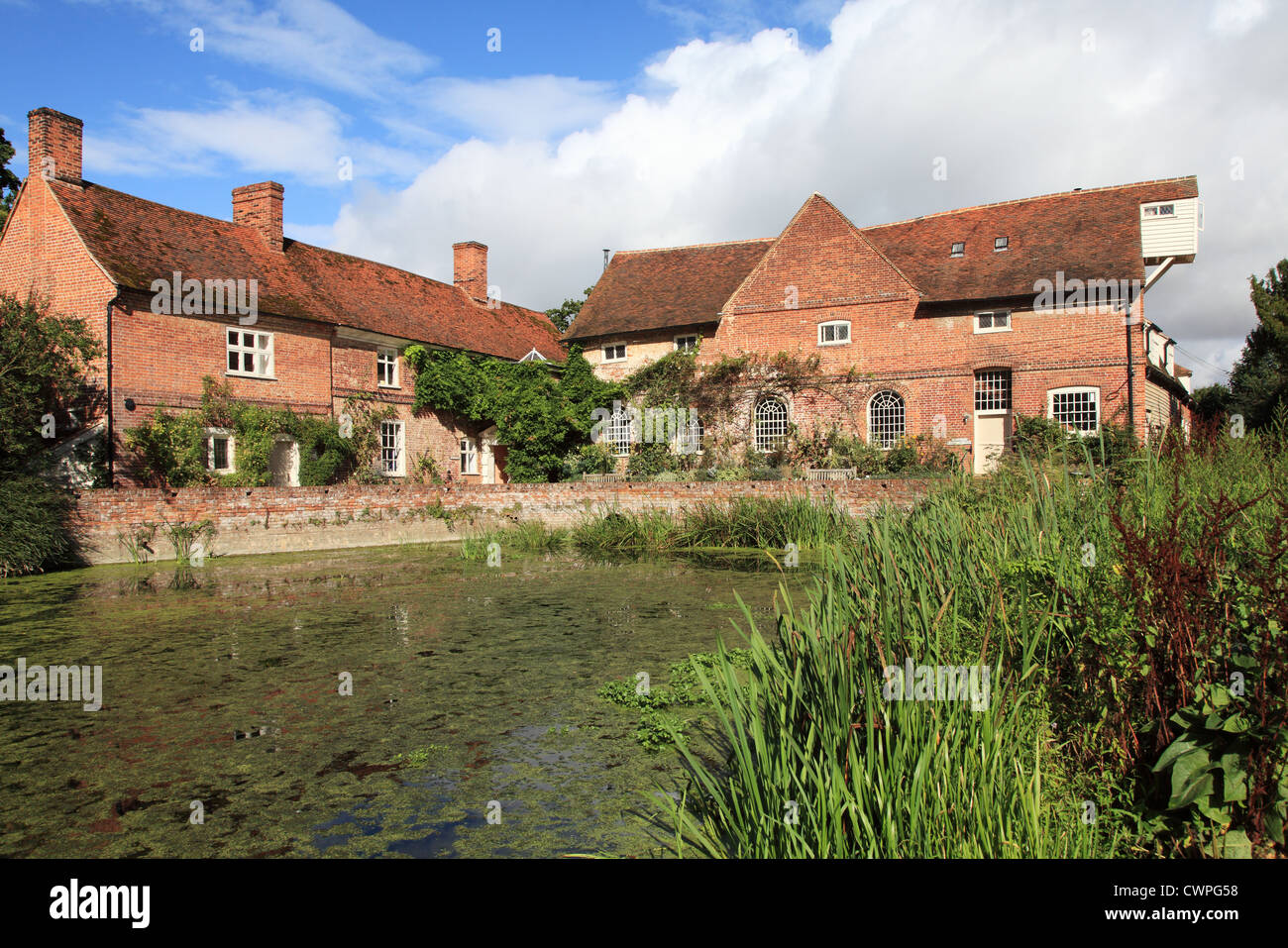 Flatford Mill Field study centre, Suffolk, England UK Stock Photo - Alamy