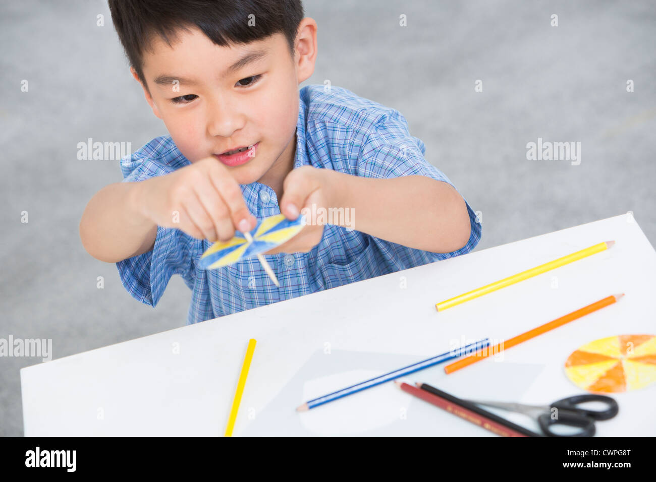 Chinese paper toy hi-res stock photography and images - Alamy