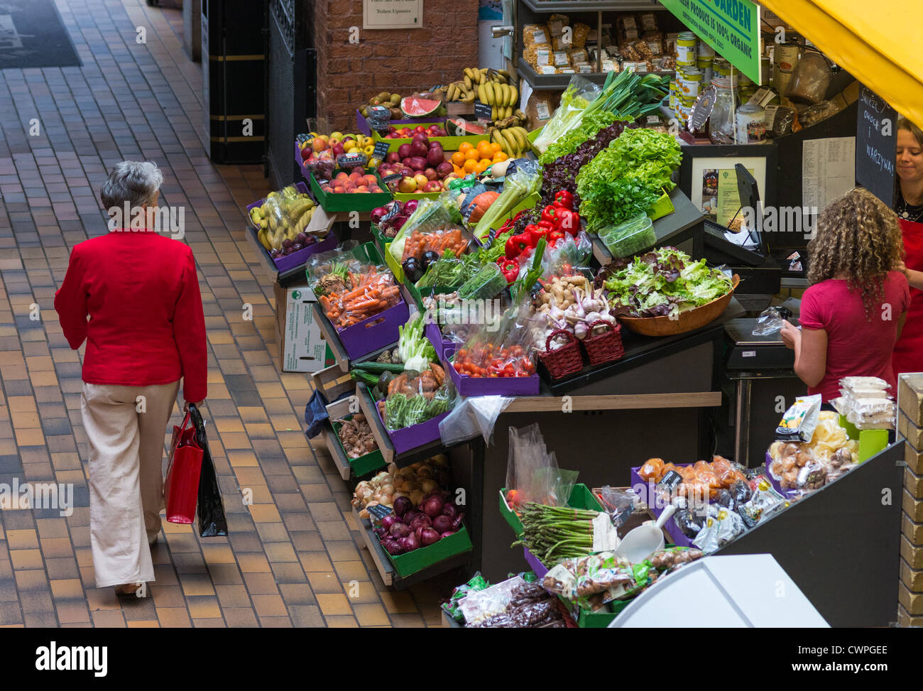 Green grocer uk hi-res stock photography and images - Alamy