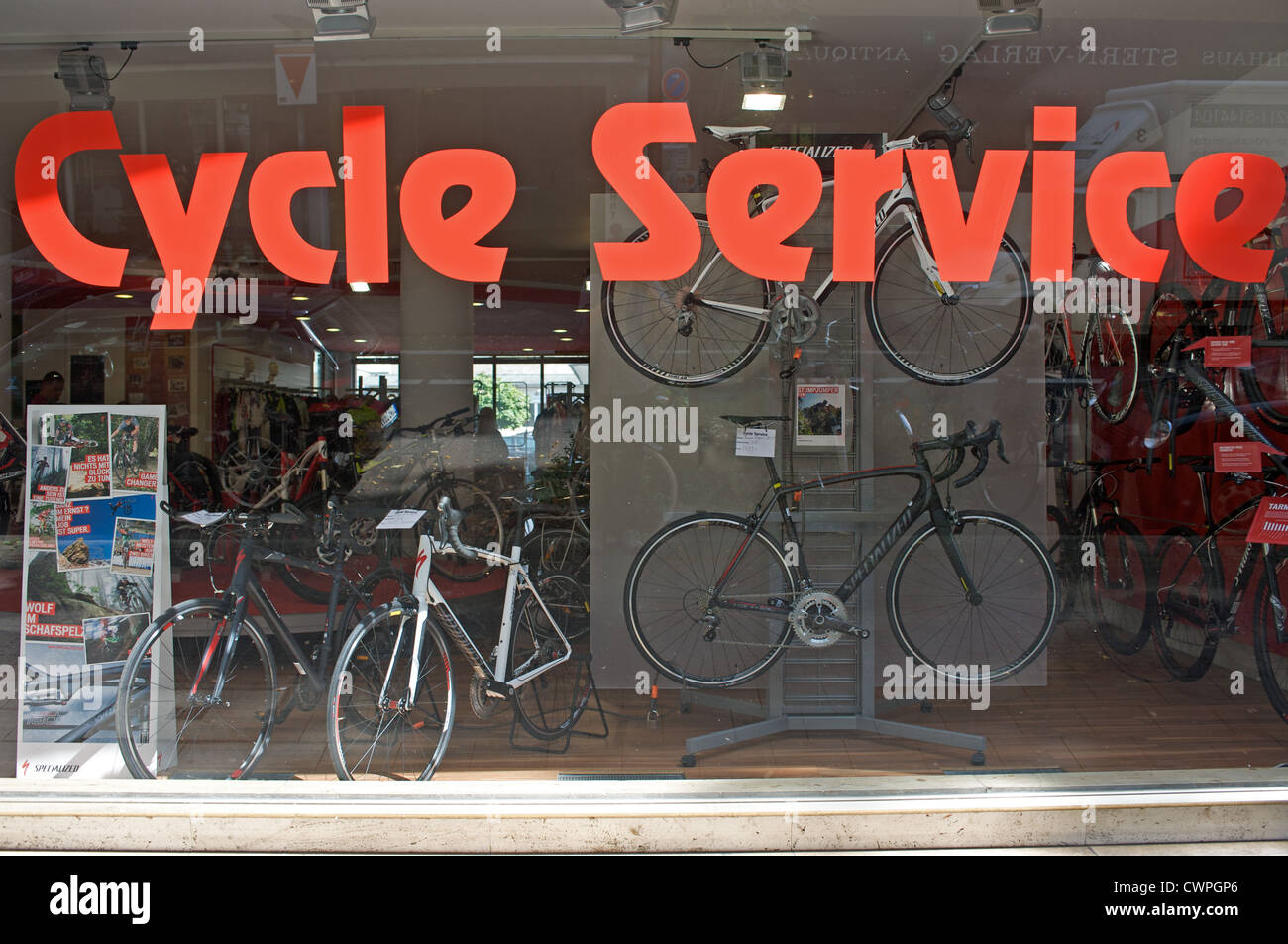 Cycle retailer hi-res stock photography and images - Alamy