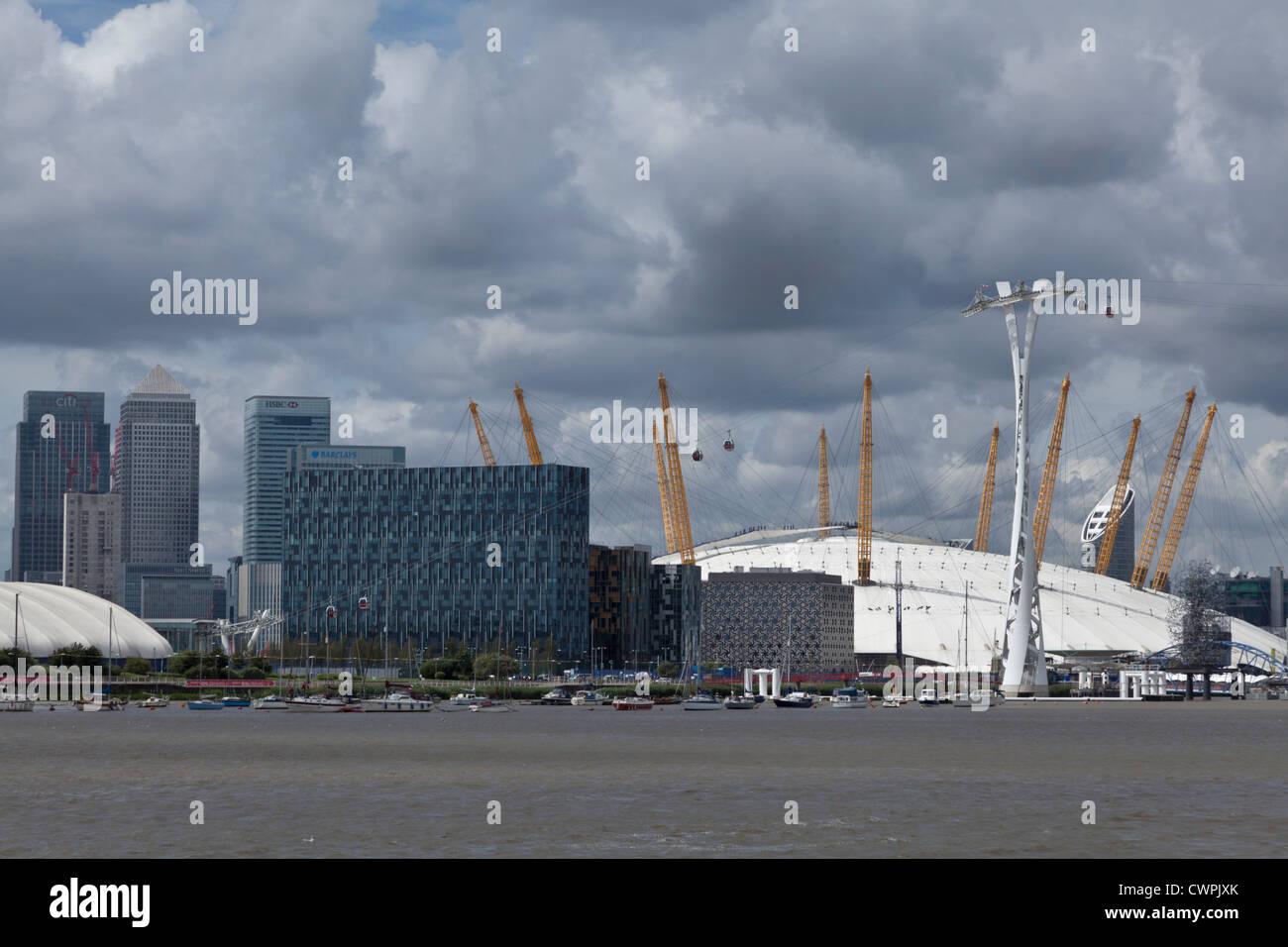 Docklands, the o2 arena and the cable car crossing from the River ...