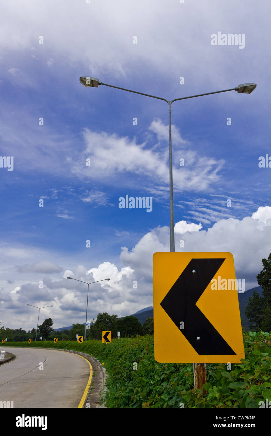 Rhombus sign signal traffic sign hi-res stock photography and images ...