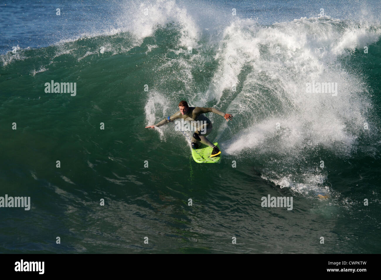 Surfing wedge hi-res stock photography and images - Alamy