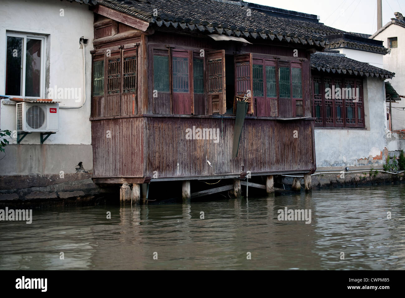 Asian house on water hi-res stock photography and images - Alamy