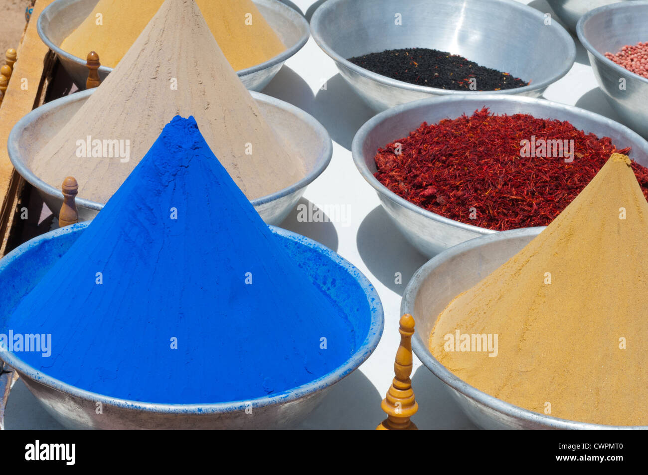African market stall food village hi-res stock photography and images ...