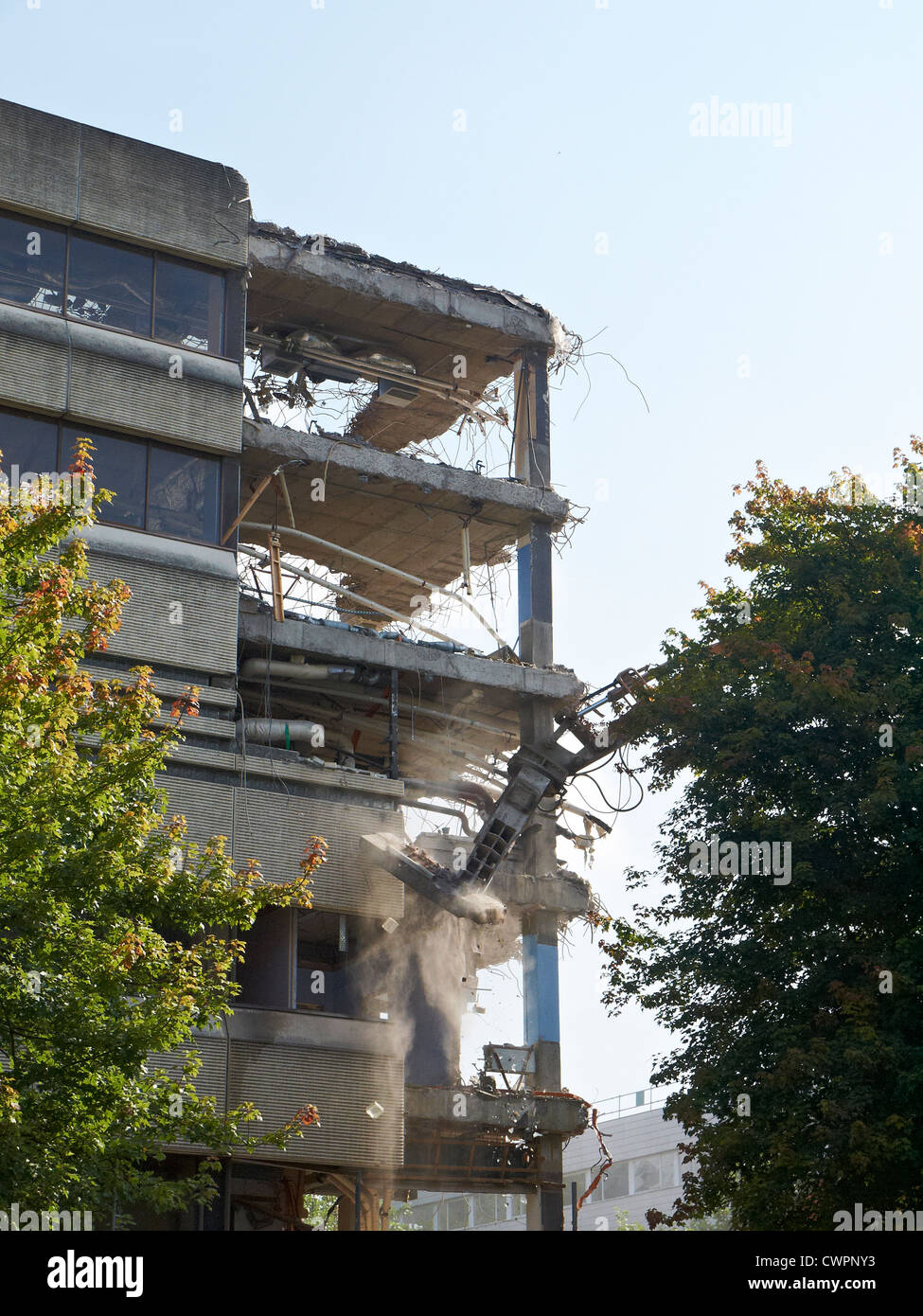 Bbc manchester new broadcasting house hi-res stock photography and ...