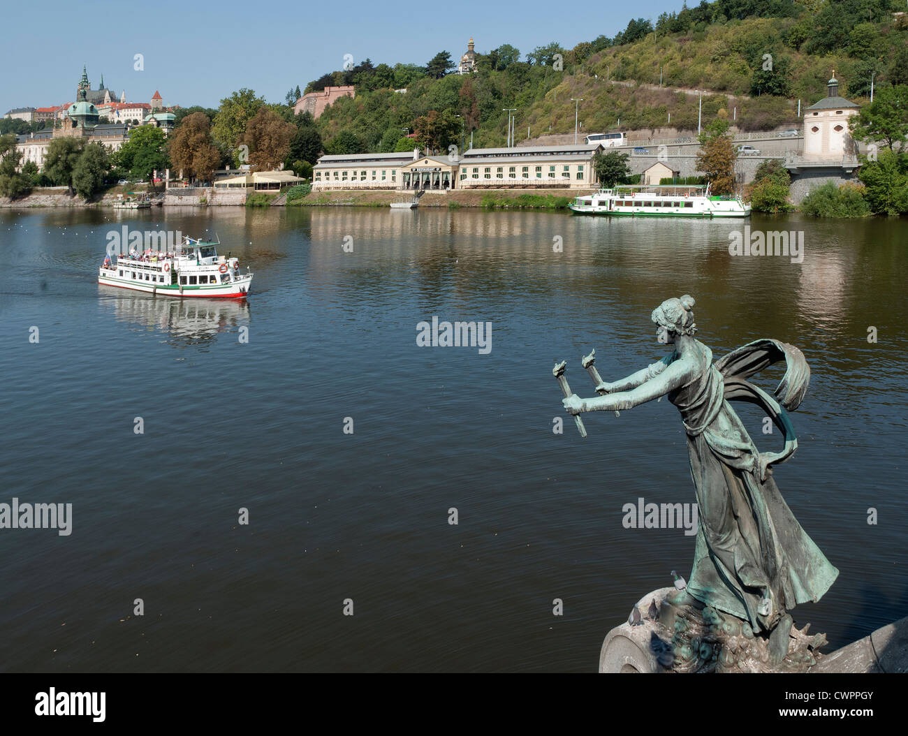 Manesuv most hi-res stock photography and images - Alamy