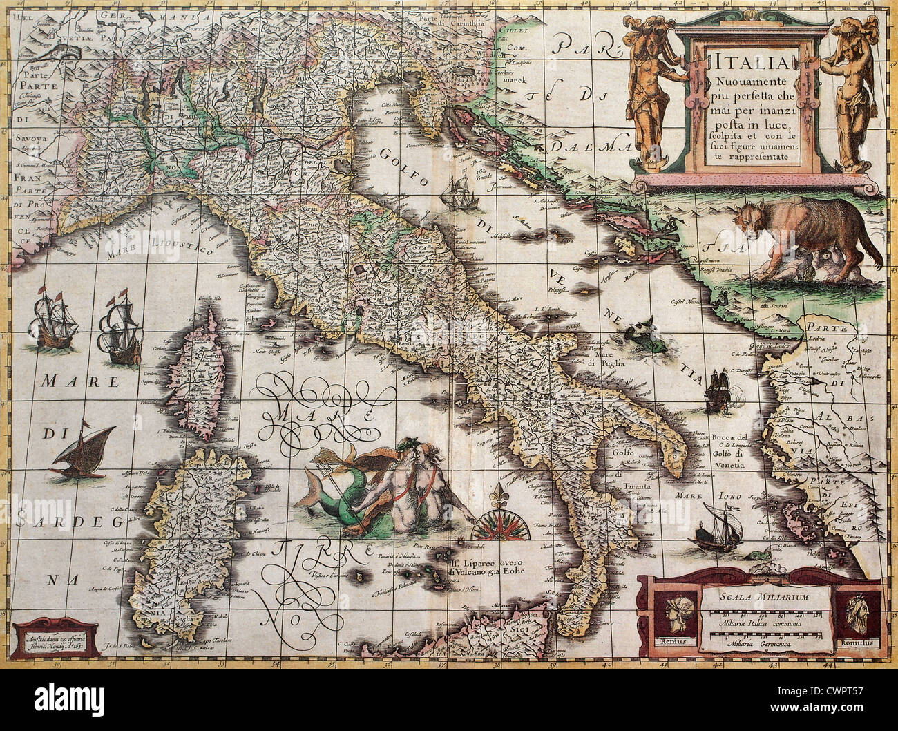 Italy map hi-res stock photography and images - Alamy
