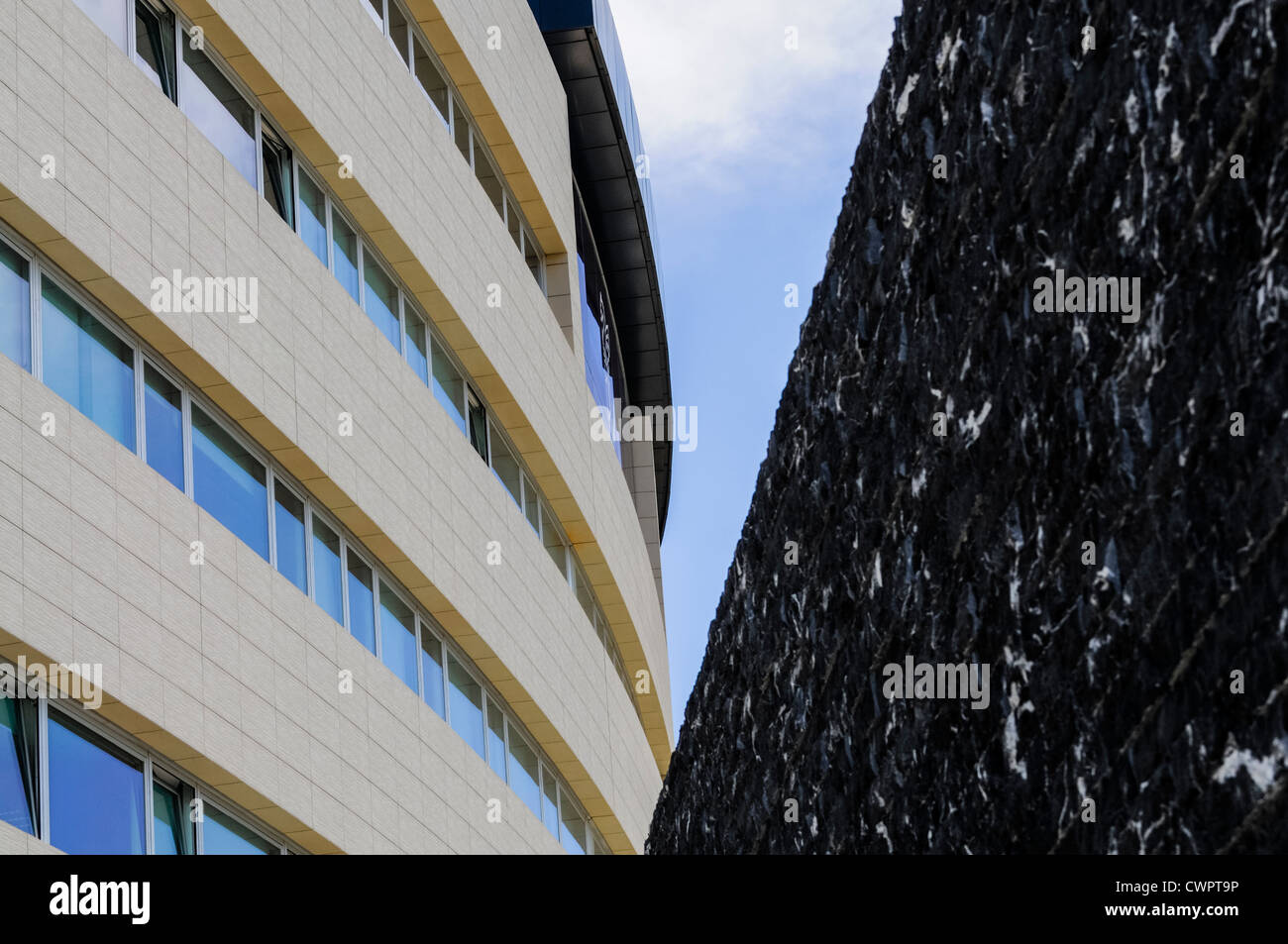 The Palacio de Justicia (The Law Courts) in the city of Elche, Spain ...