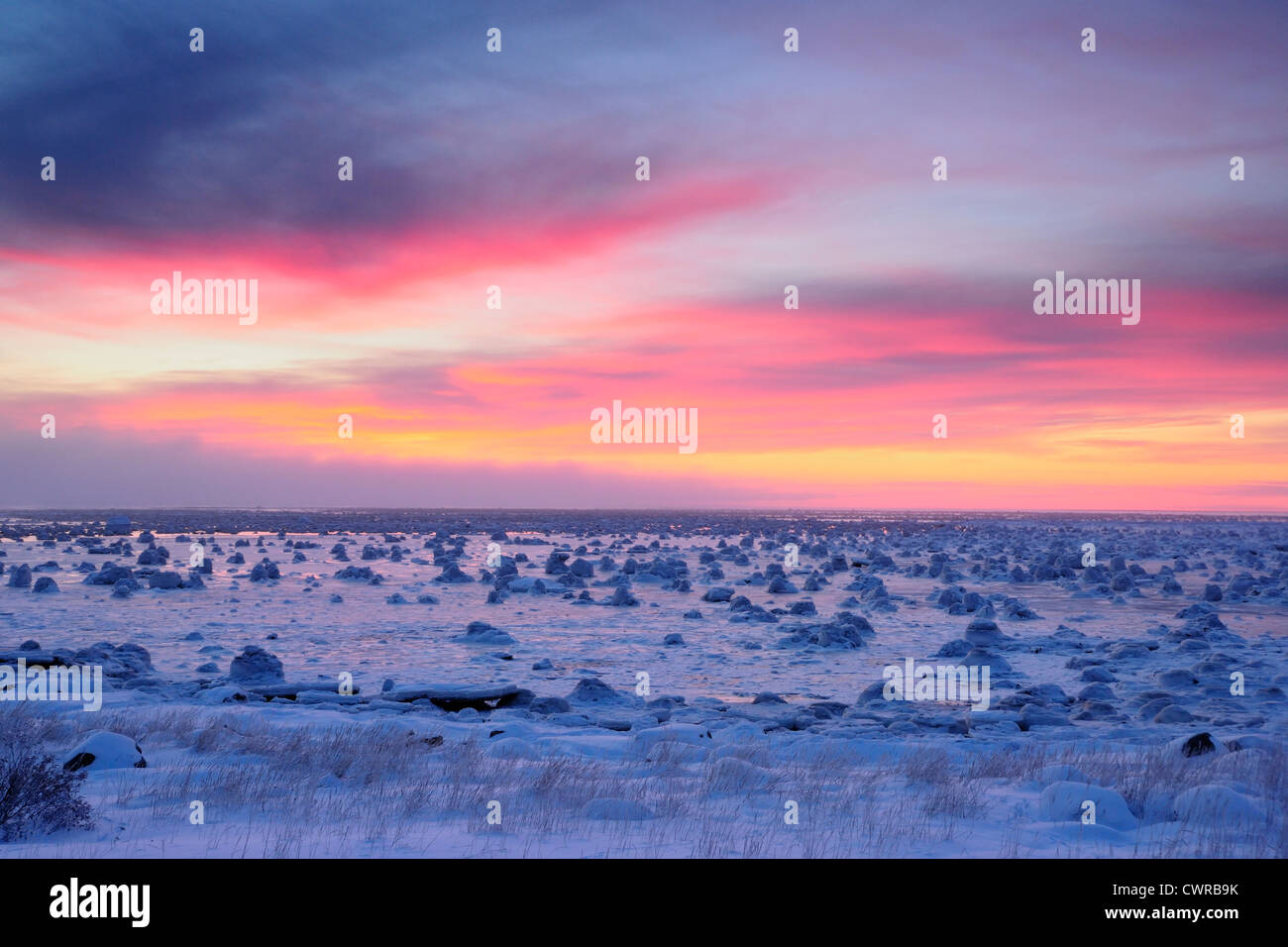 Sunrise skies over Hudson Bay in early winter, Seal River Heritage ...