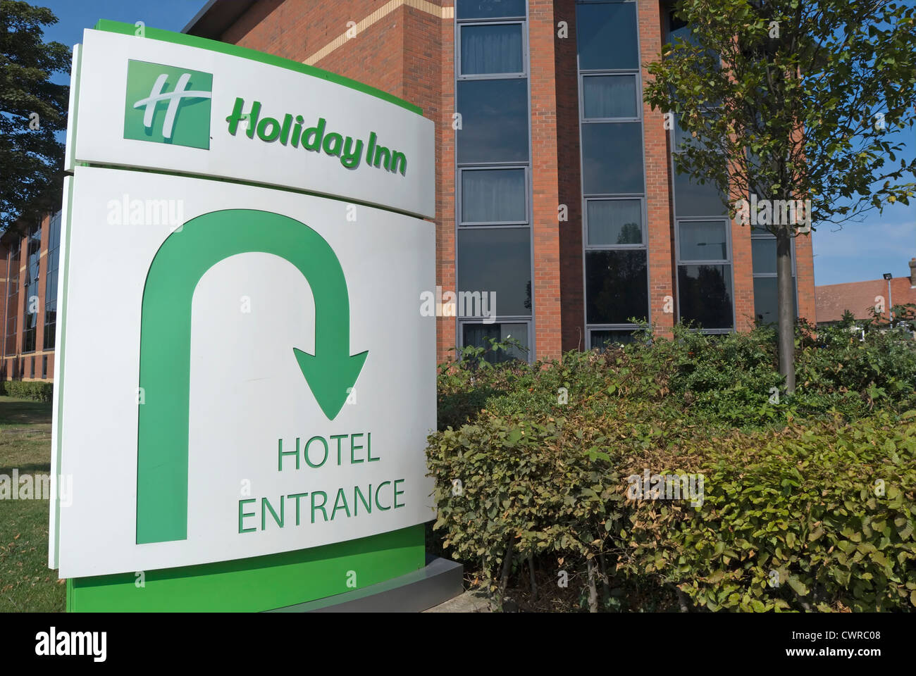 entrance sign and directions at the holiday inn near heathrow airport ...