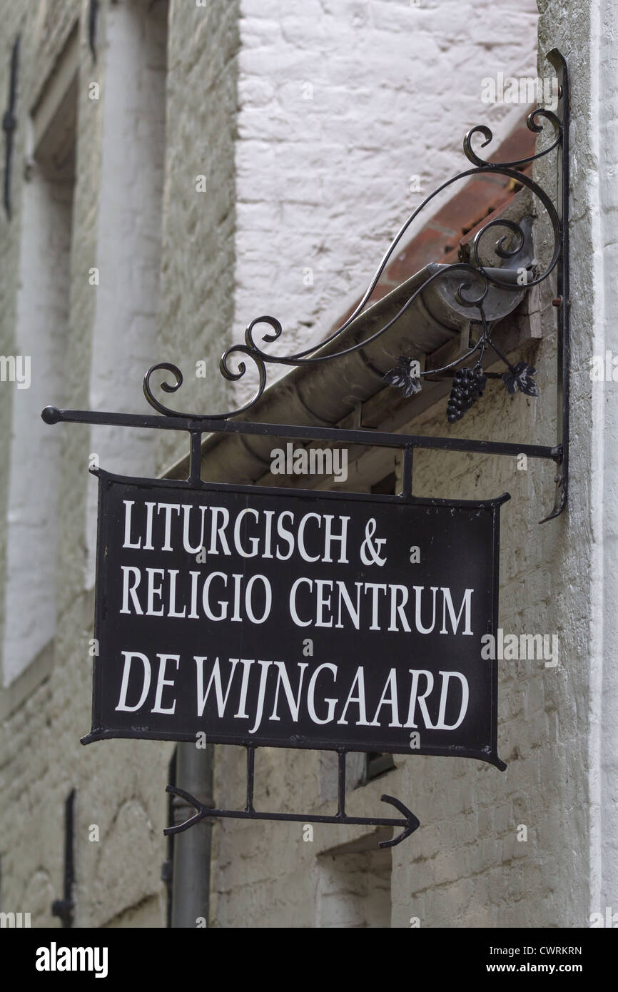 Sign in the Beguinage of Bruges, Belgium Stock Photo - Alamy