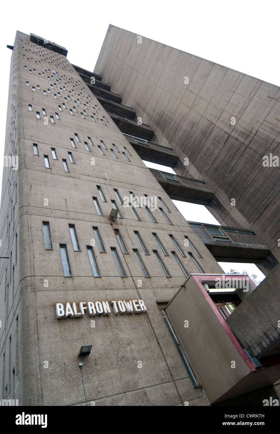 1960s tower block in london hi-res stock photography and images - Alamy