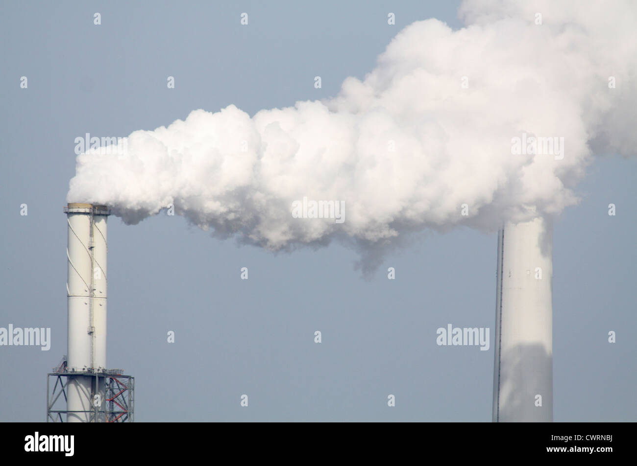 Power station chimneys belch out steam, Rotterdam Stock Photo - Alamy