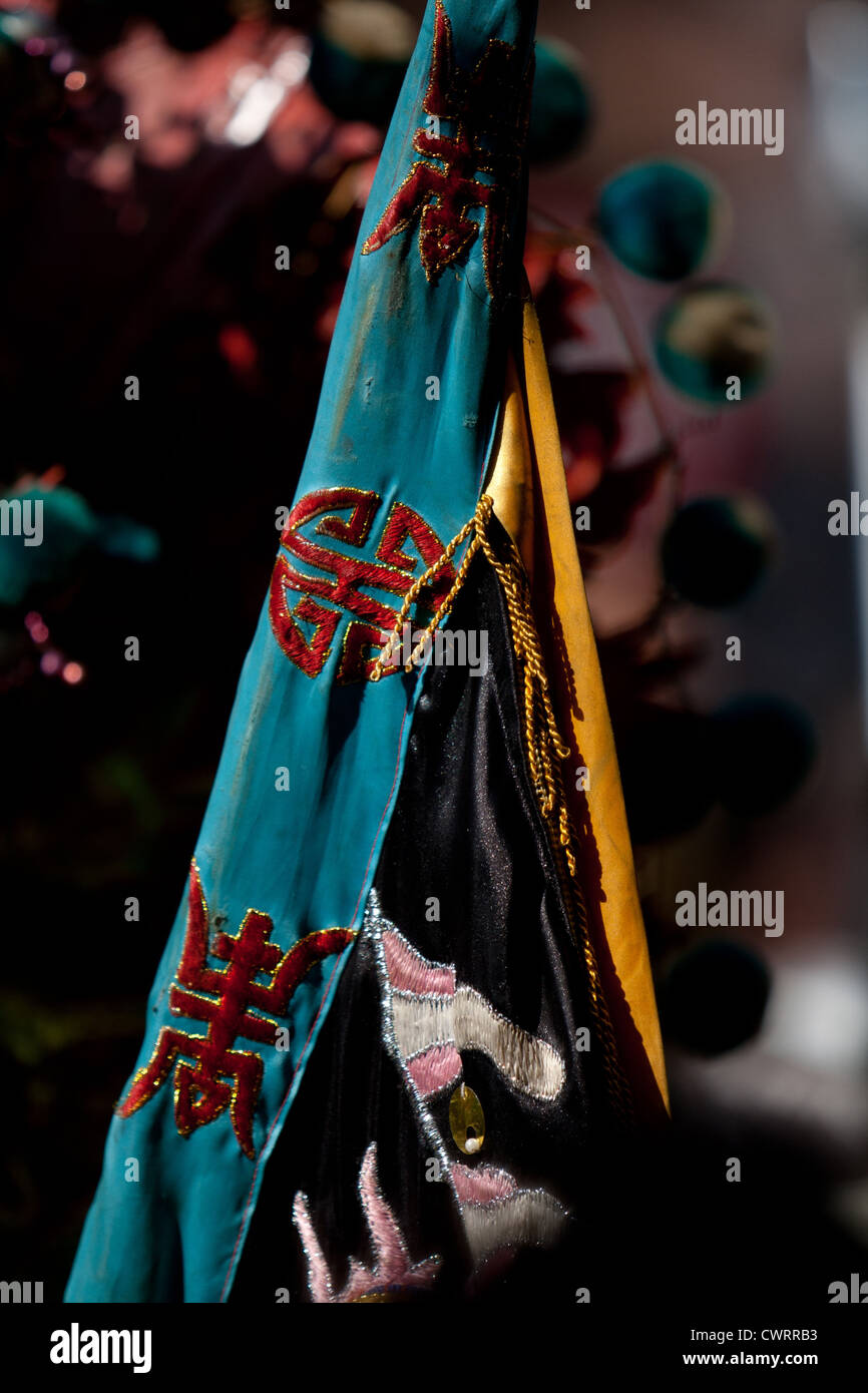 Old chinese flag hi-res stock photography and images - Alamy