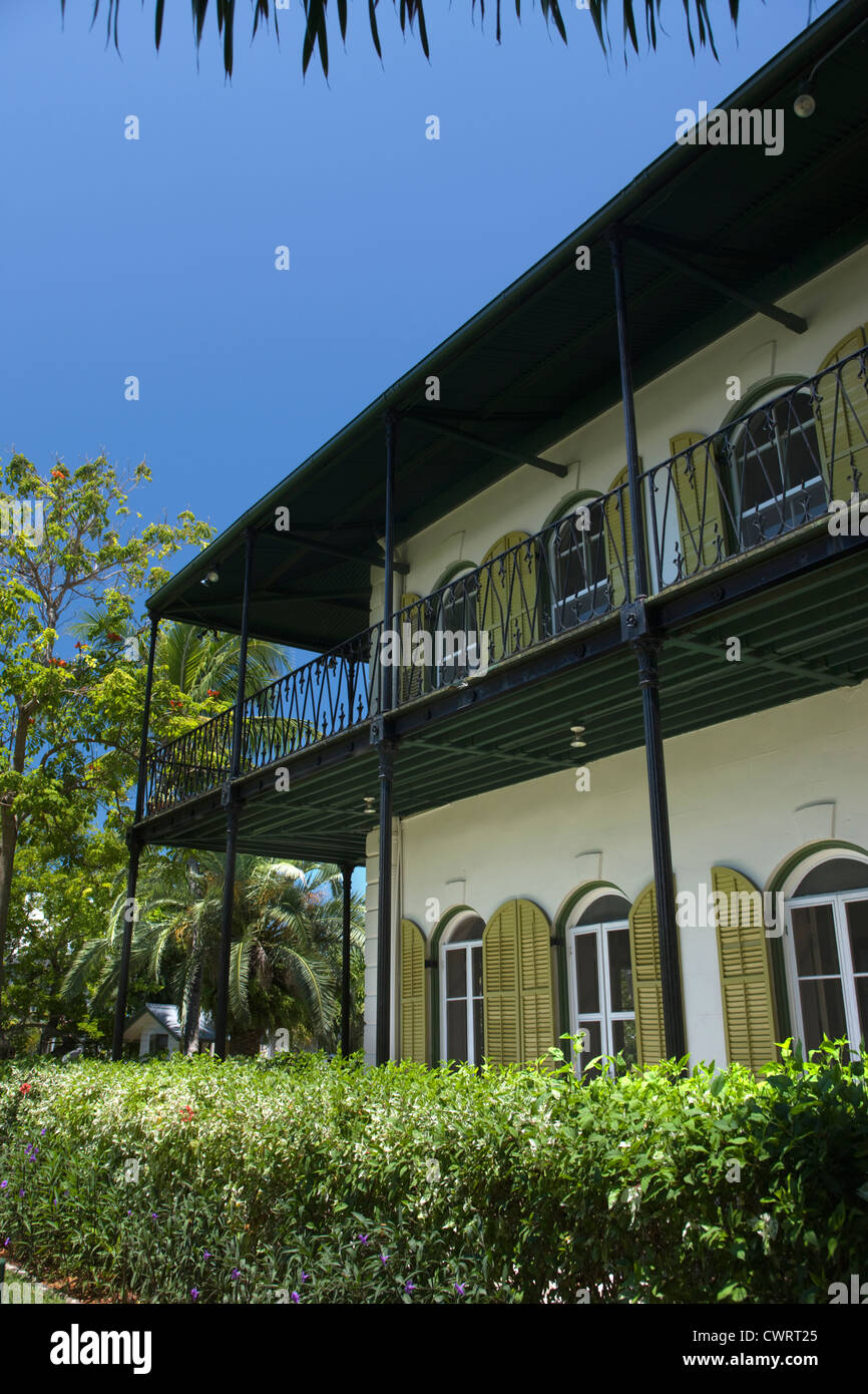 GARDEN ERNEST HEMINGWAY HOME MUSEUM (©ASA TIFT 1851) KEY WEST OLD TOWN ...