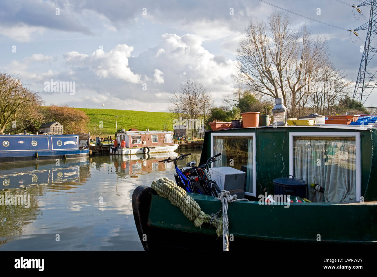 Canal boats on the River Lee naivgation canal Stock Photo - Alamy