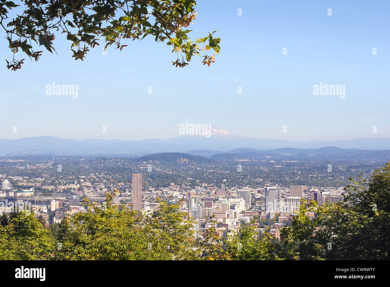 Portland oregon downtown hi-res stock photography and images - Alamy