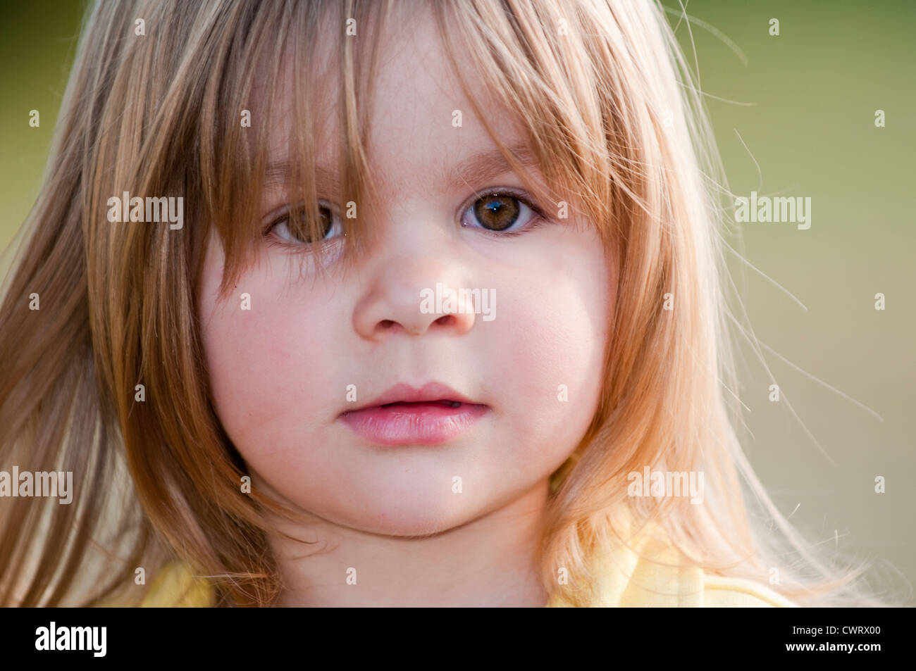 Human child hi-res stock photography and images - Alamy