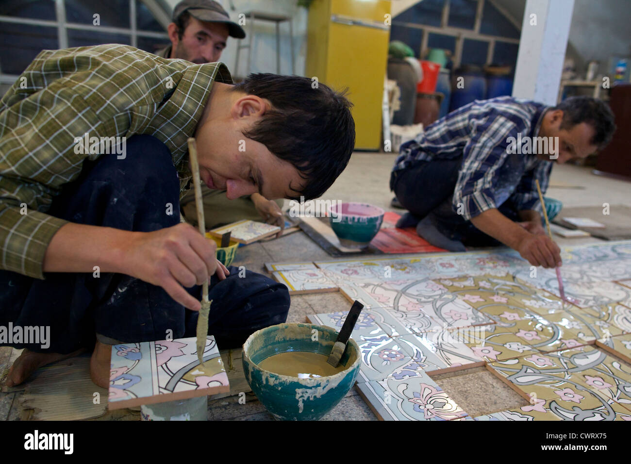 Ispahan workers hi-res stock photography and images - Alamy