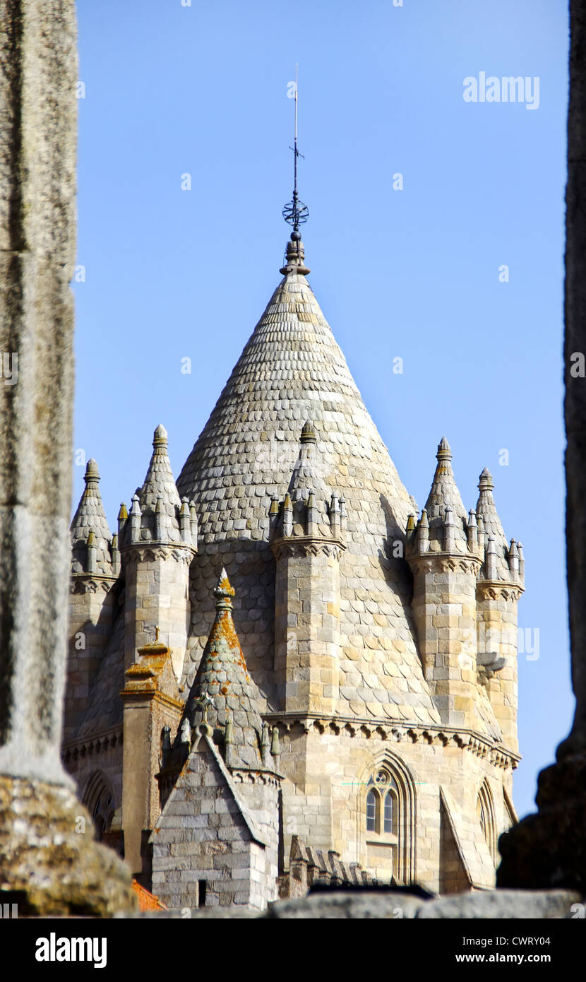 Evora cathedral hi-res stock photography and images - Alamy