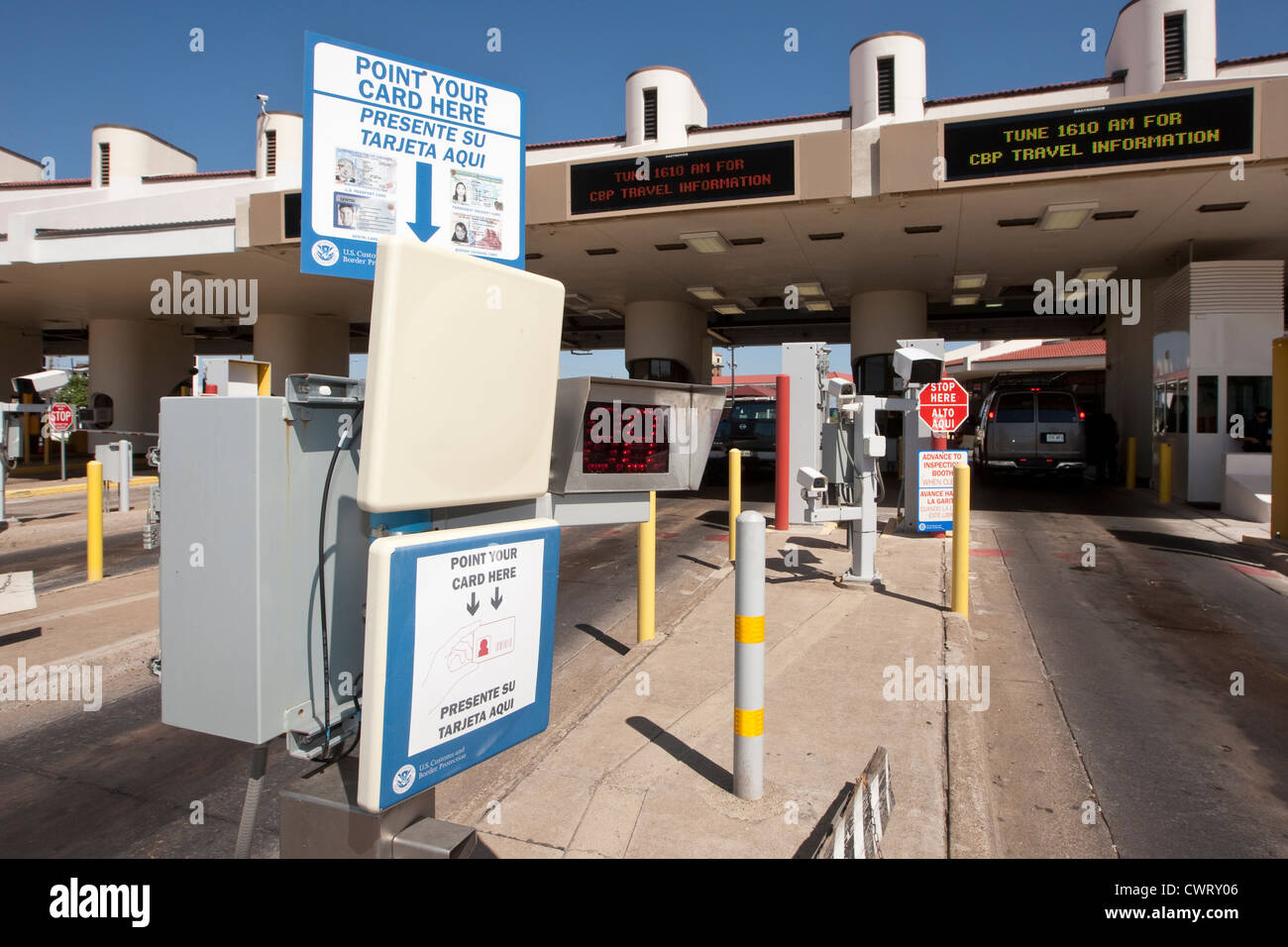 Port of entry laredo hi-res stock photography and images - Alamy