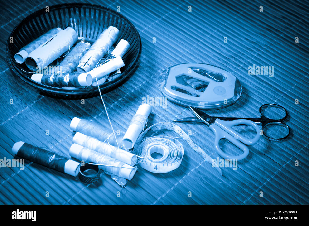 sewing kit spool of thread Stock Photo - Alamy